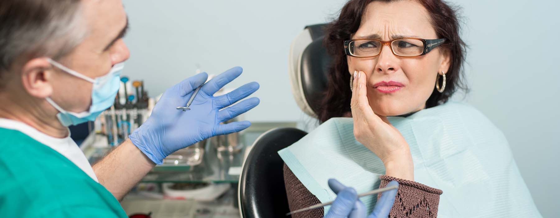 Can dental implants be removed | AZ Max Oral & Maxillofacial Surgeons